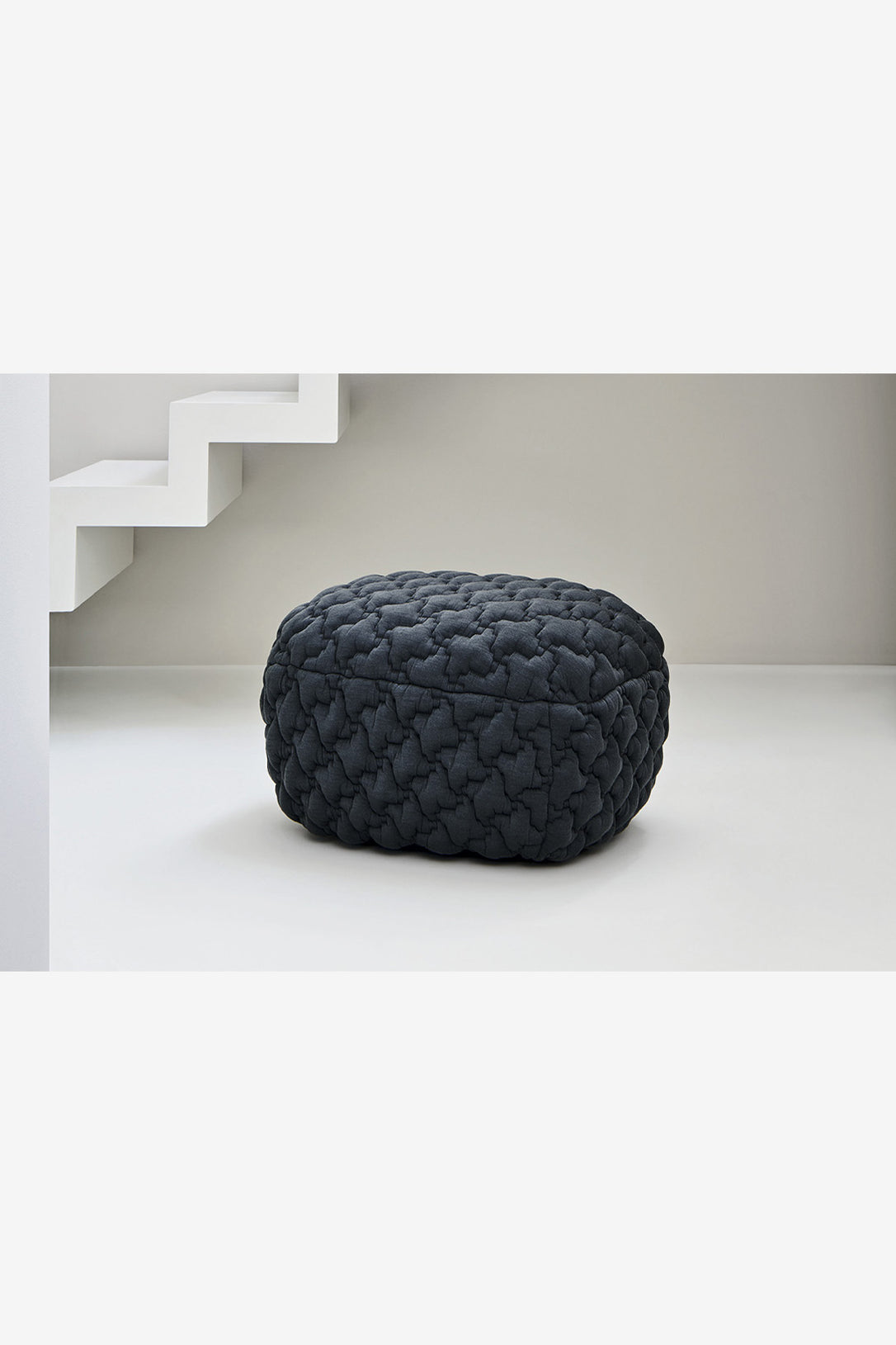 LOUNGE CHAIR– DEMODEMIX