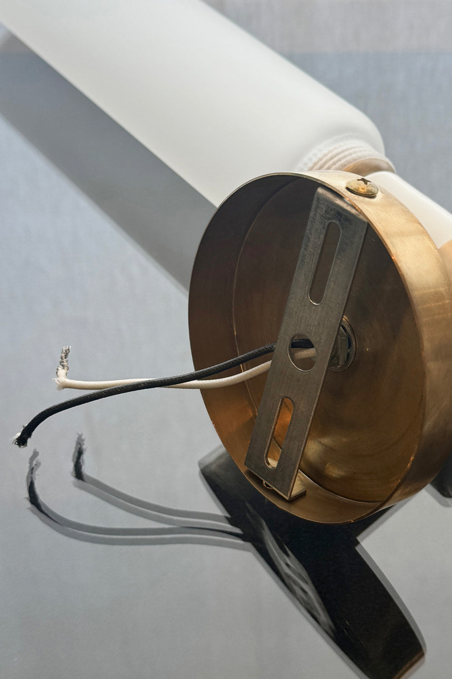 BRACKET LAMP– DEMODEMIX